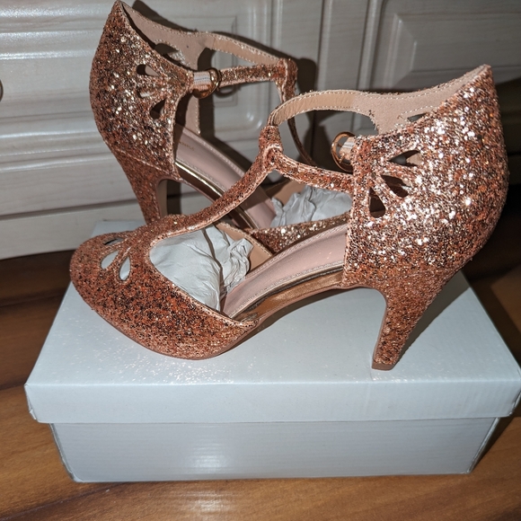J. Adams | Shoes | J Adams T Strap Gold Glitter Heels | Poshmark